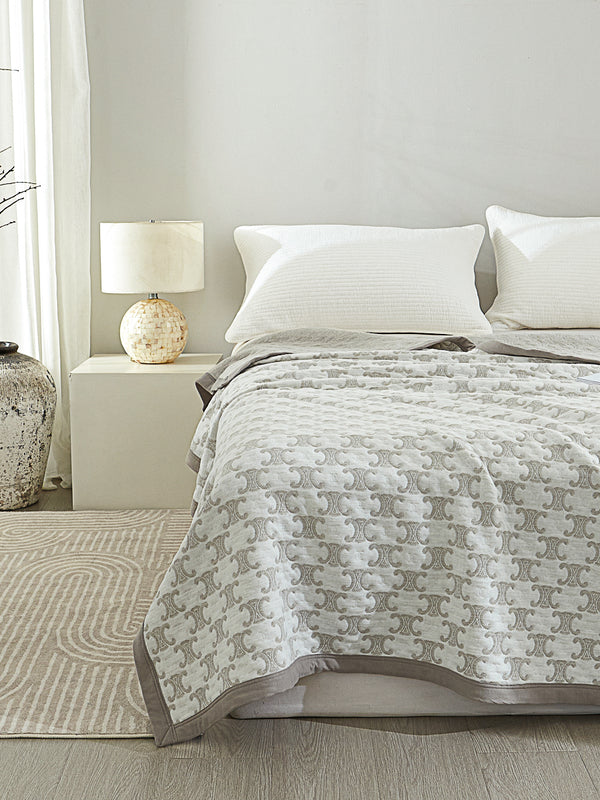 Highest Quality Collection of Luxurious Bedding Comforters – Qbedding
