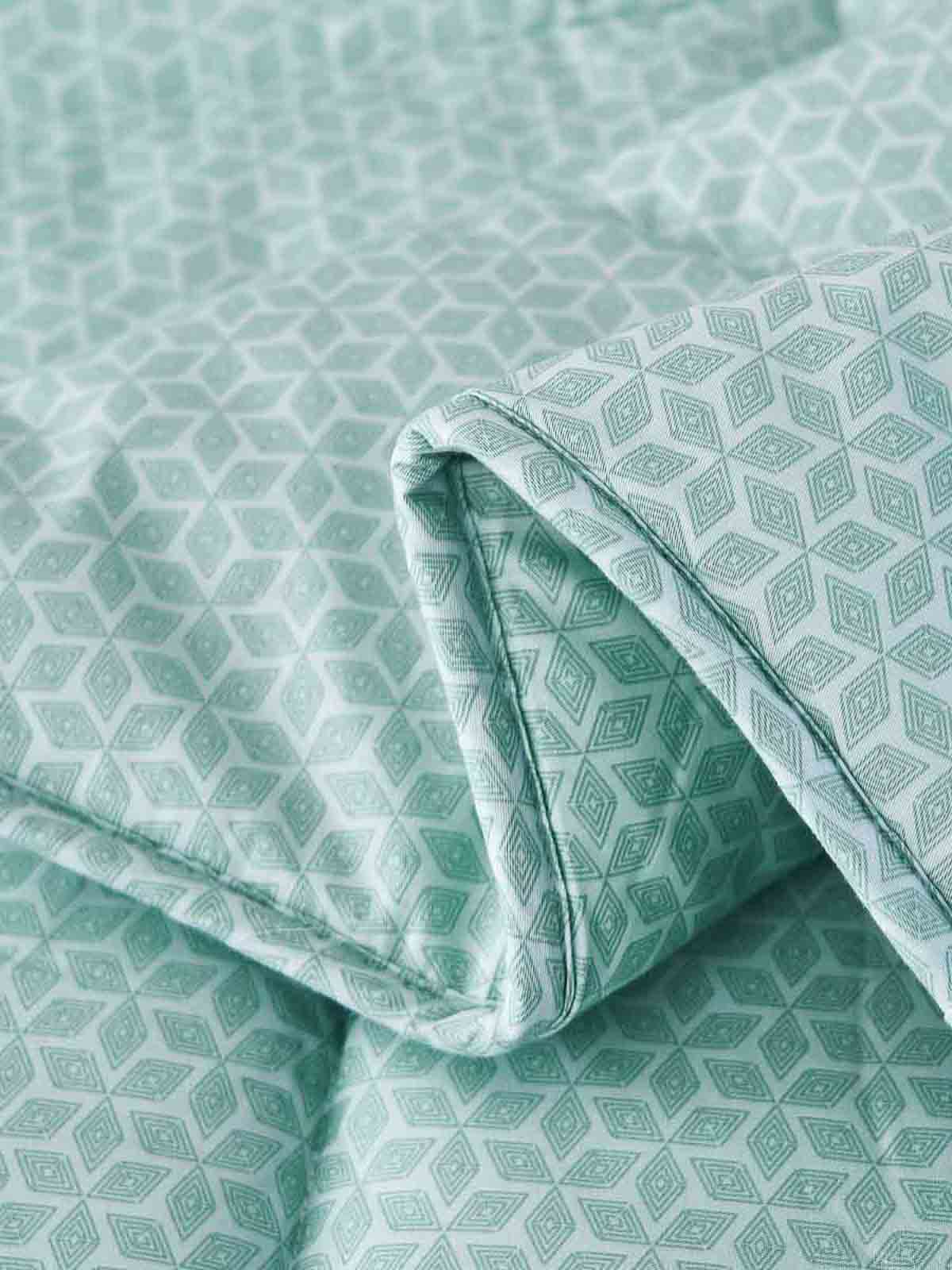 Lambda-Milky Green Pattern Cotton All Season Comforter – Qbedding